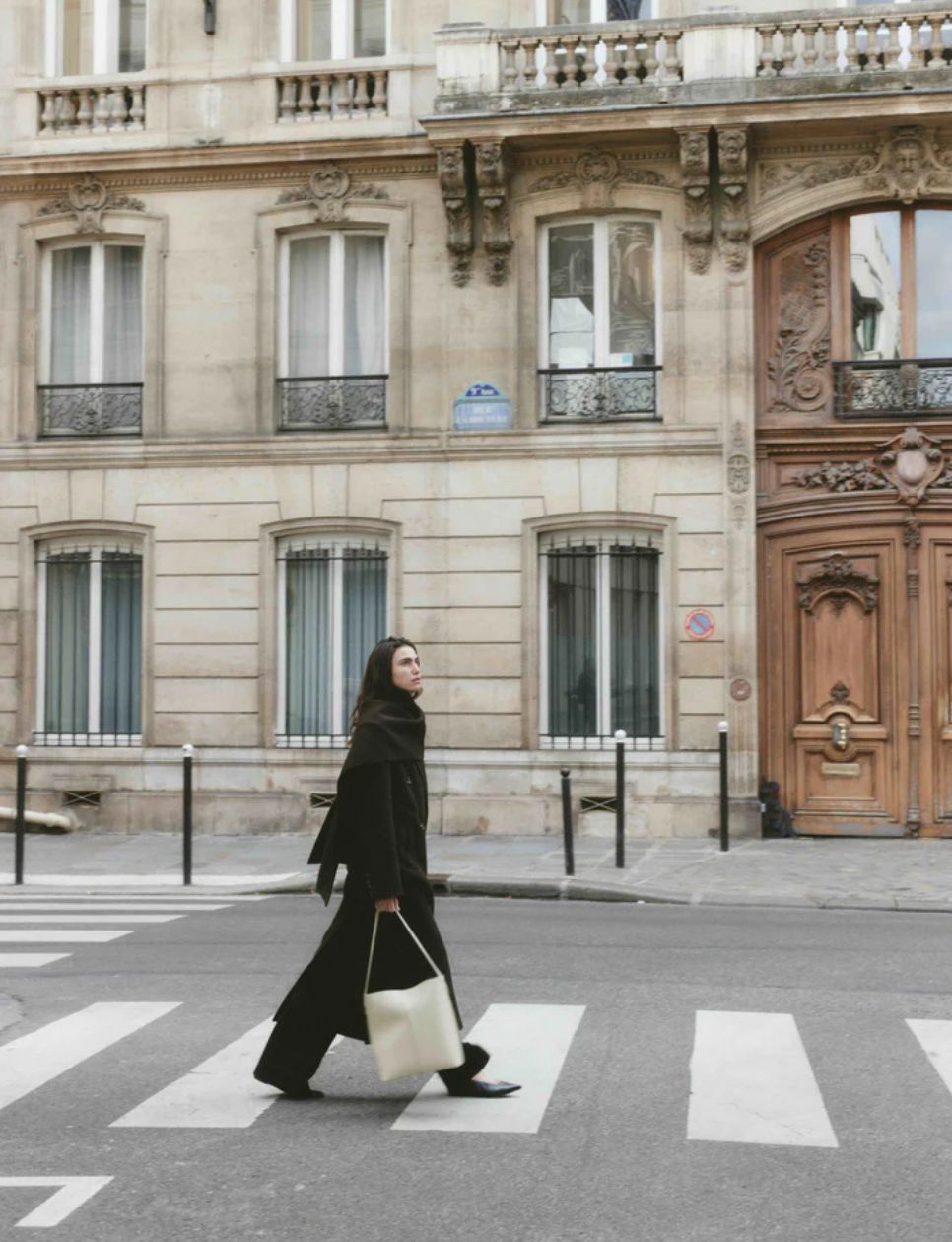 Brand History Freja New York: Dari Kebutuhan Kerja ke Cult Handbag ...